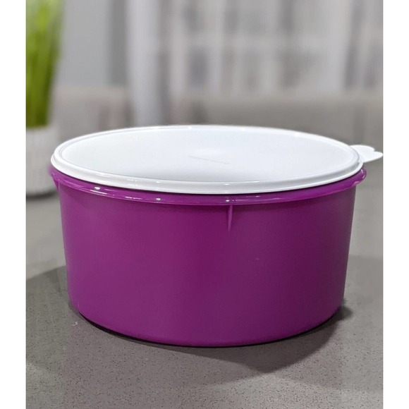 Tupperware | Kitchen | Tupperware Mega Round Carry All Canister Or Cake ...